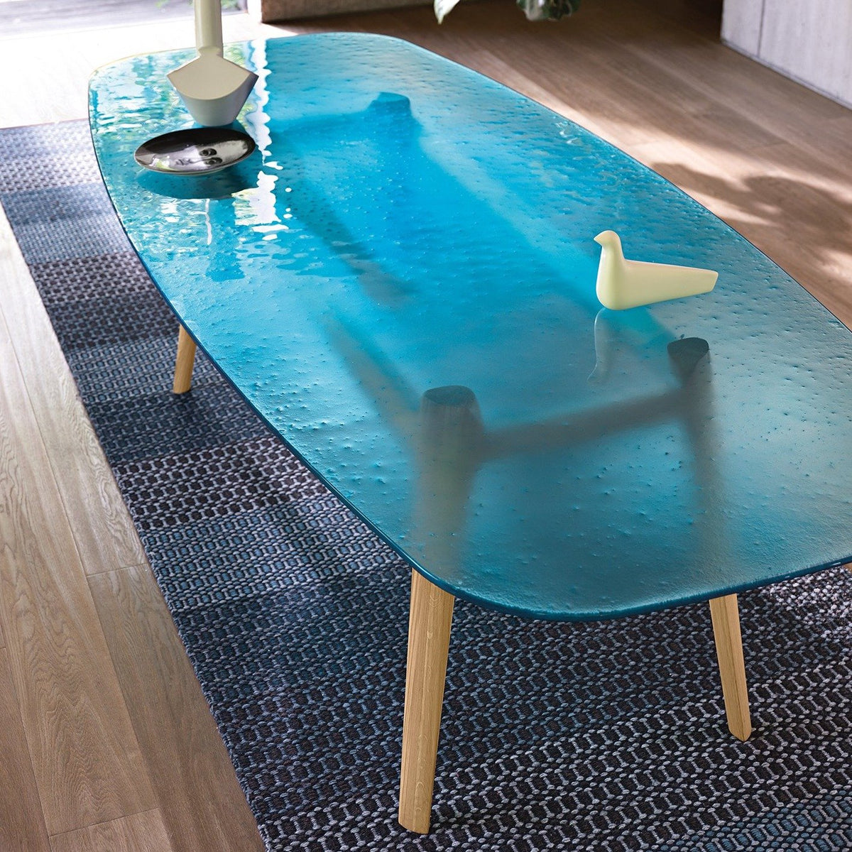 Magma Table — MyConcept Hong Kong